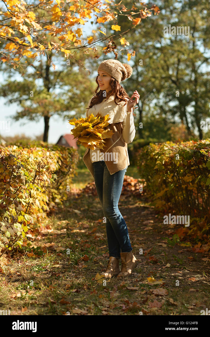 Cute girl walking Stock Photo - Alamy