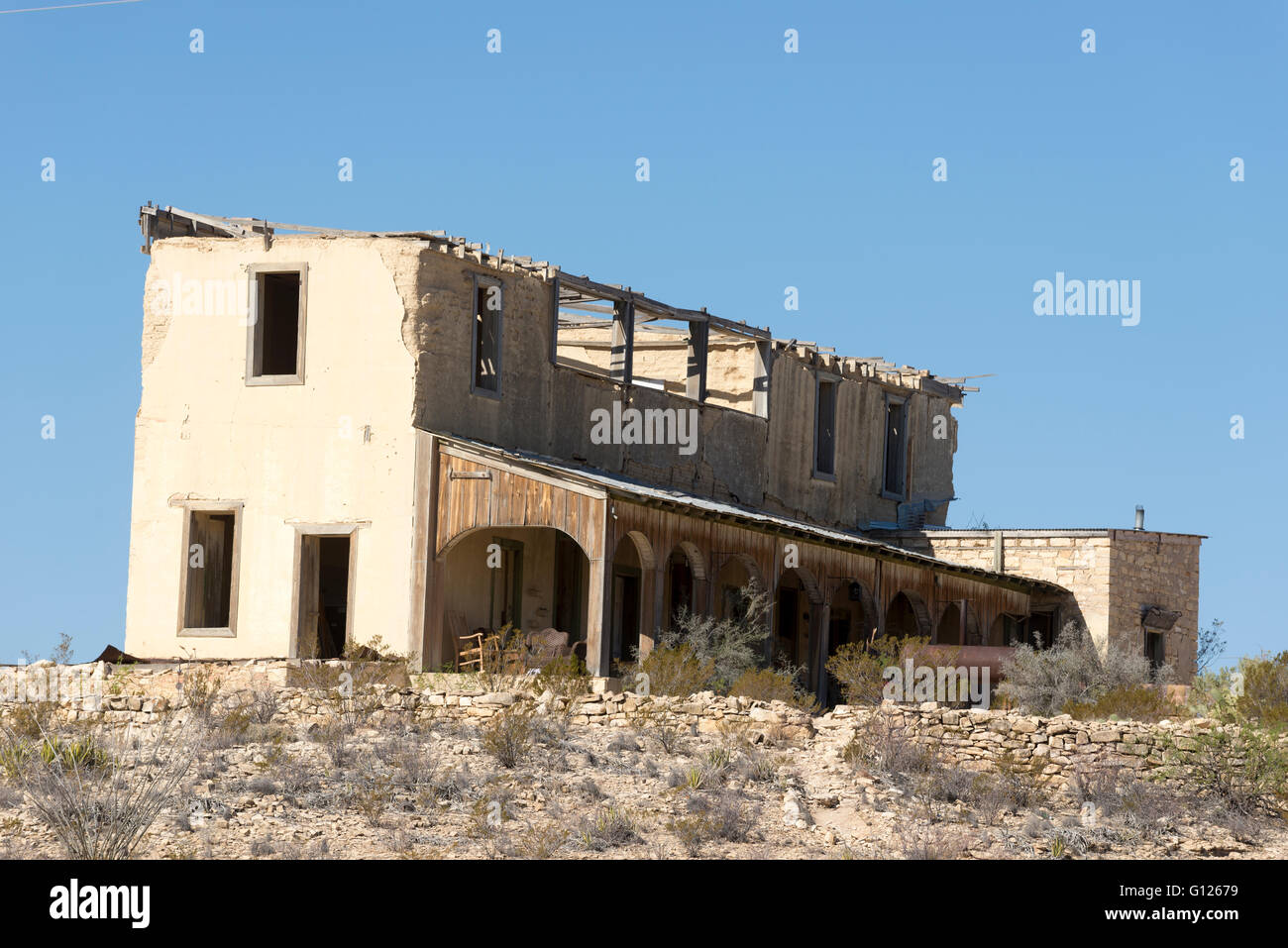 Perry Mansion in the ghost town of Terlingua, Texas Stock Photo - Alamy