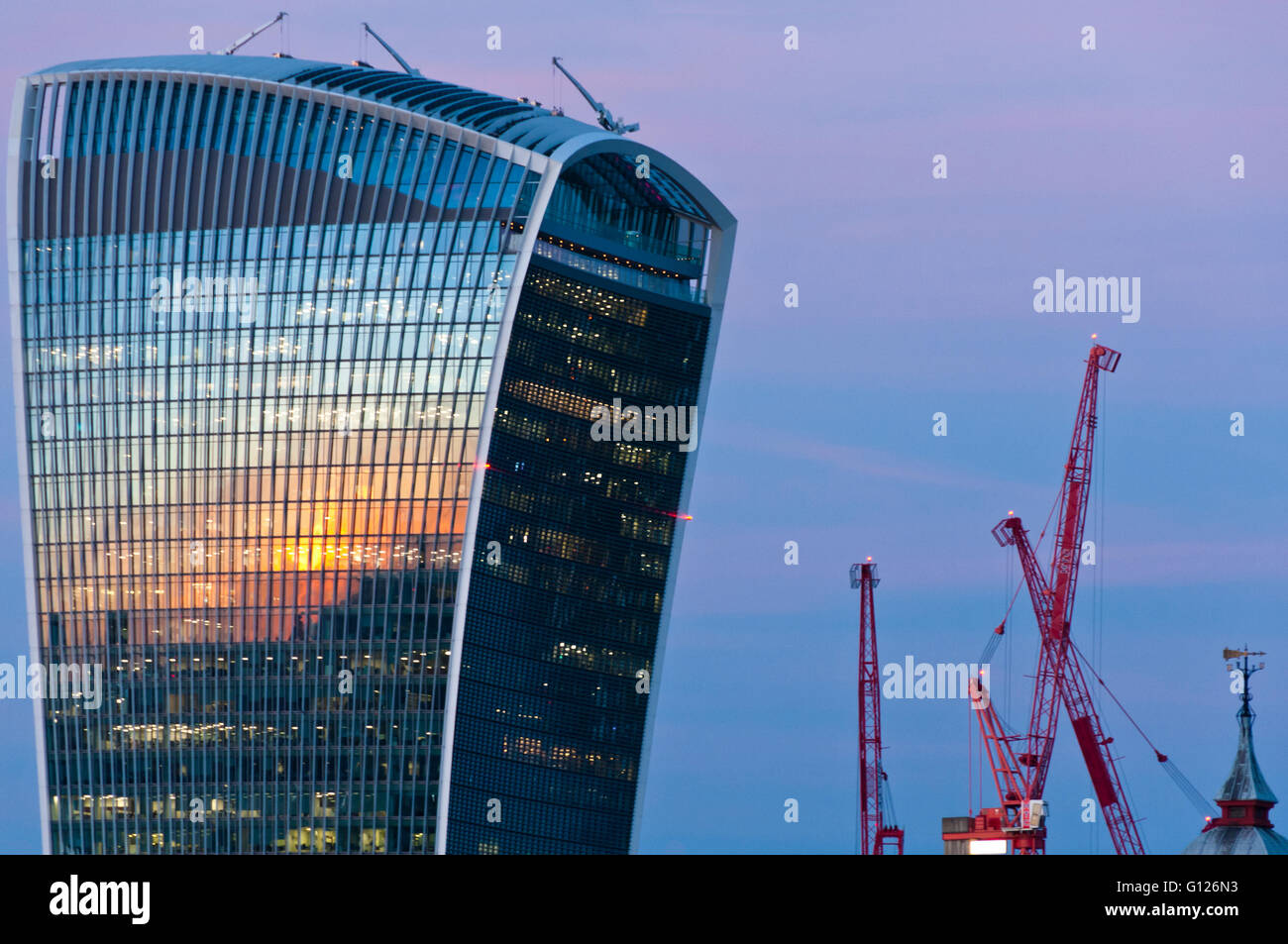 20 fenchurch street skyscraper hi-res stock photography and images - Alamy