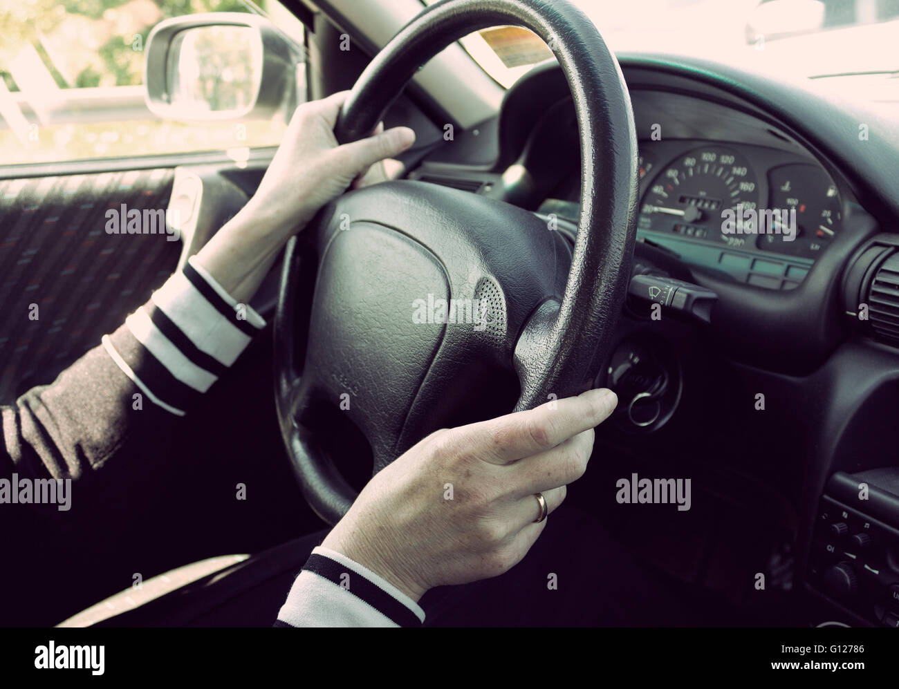 Lady driving a car hi-res stock photography and images - Alamy