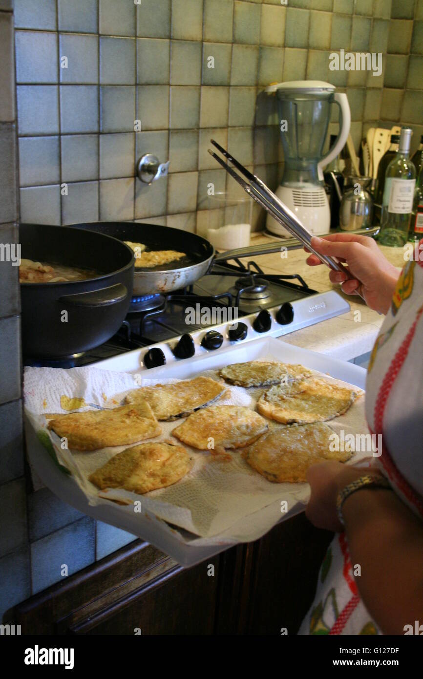Italian chef teach hi-res stock photography and images - Alamy
