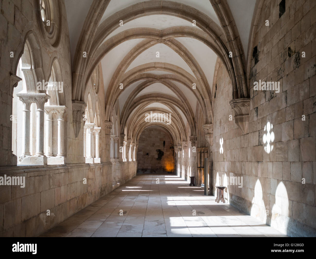 Alcobaça Monastery cloister Stock Photo - Alamy