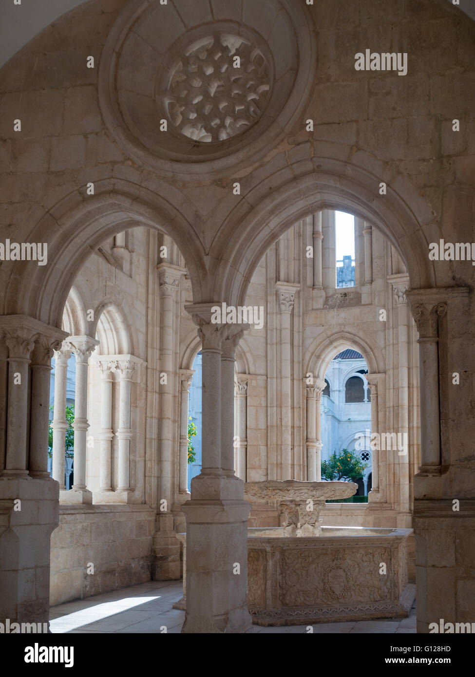 Alcobaça Monastery cloister Stock Photo - Alamy