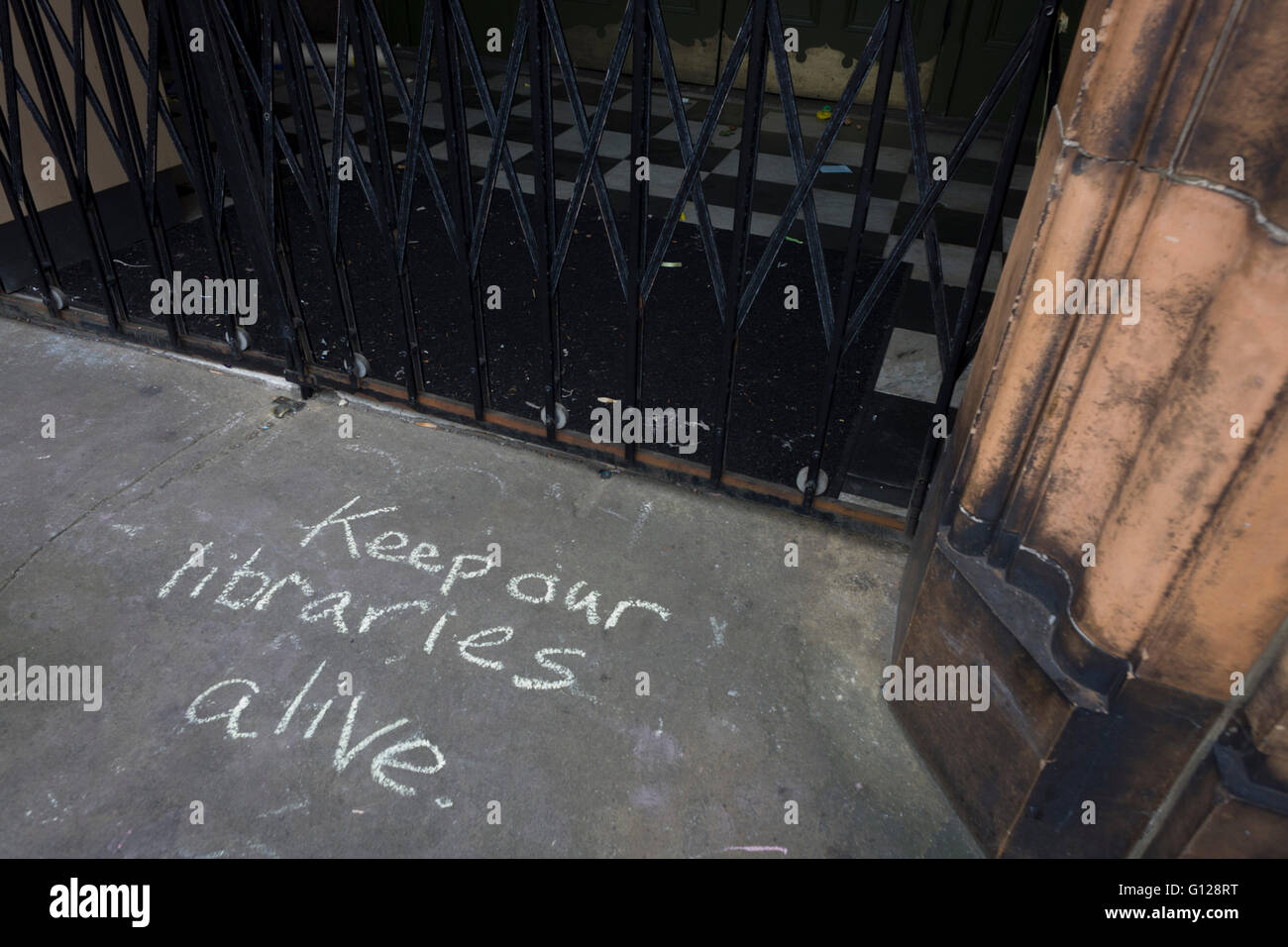 Community learning hub hi-res stock photography and images - Alamy