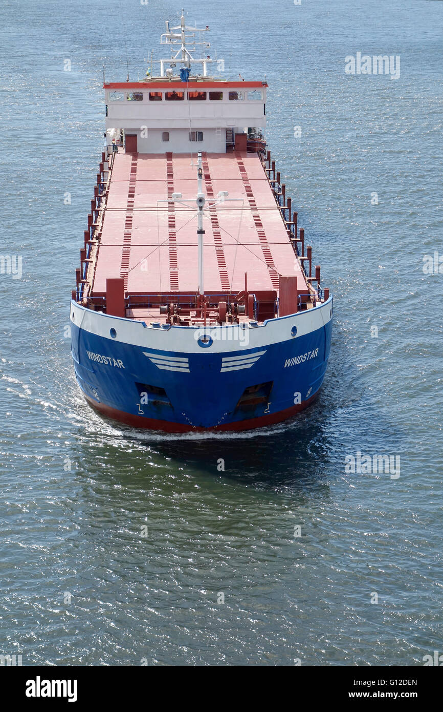 General cargo vessel hi-res stock photography and images - Alamy