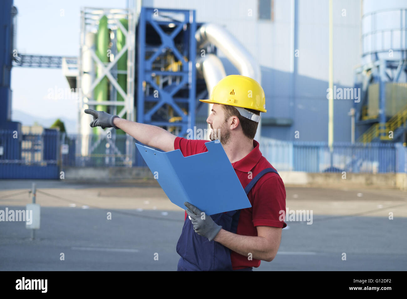 Factory worker protection hi-res stock photography and images - Alamy