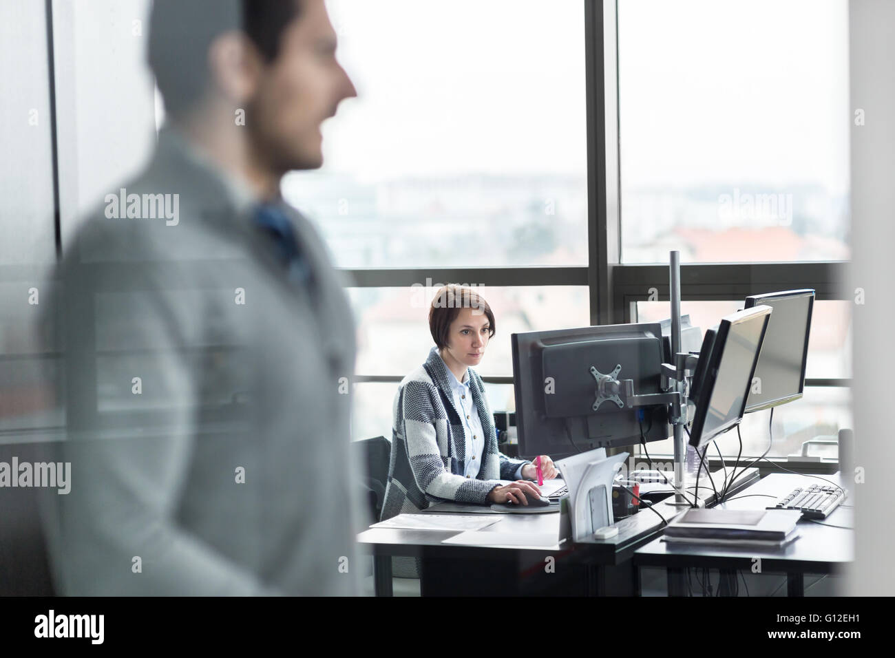 Personal assistant working in corporate office Stock Photo - Alamy