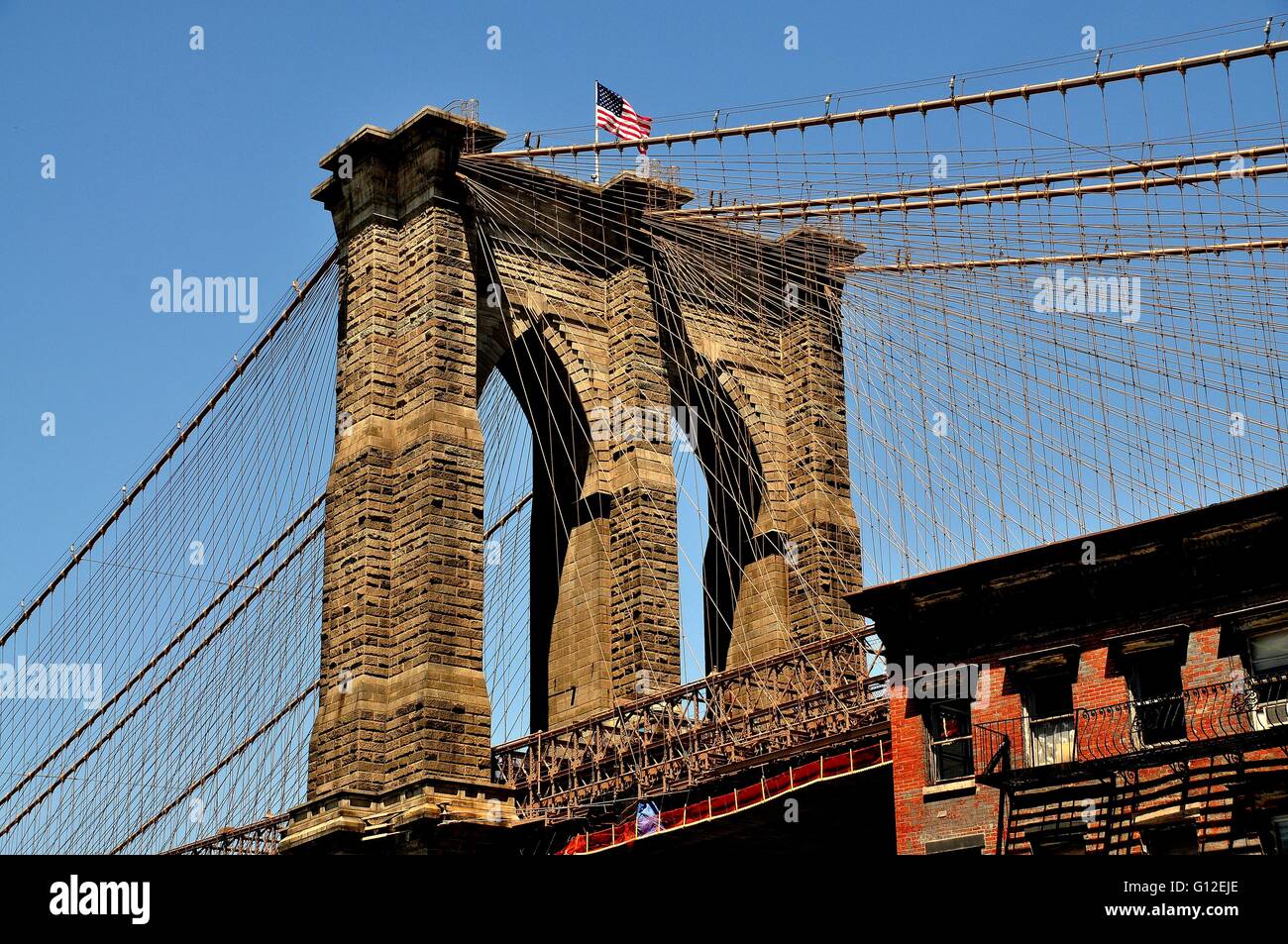 Brooklyn, New York: Neo-gothic East tower of the Brooklyn Bridge ...