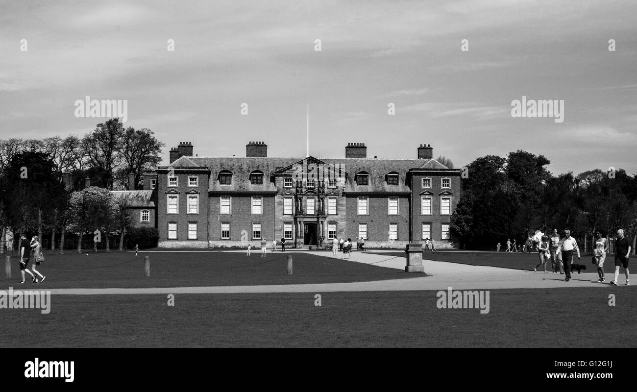 Dunham massey hi-res stock photography and images - Alamy
