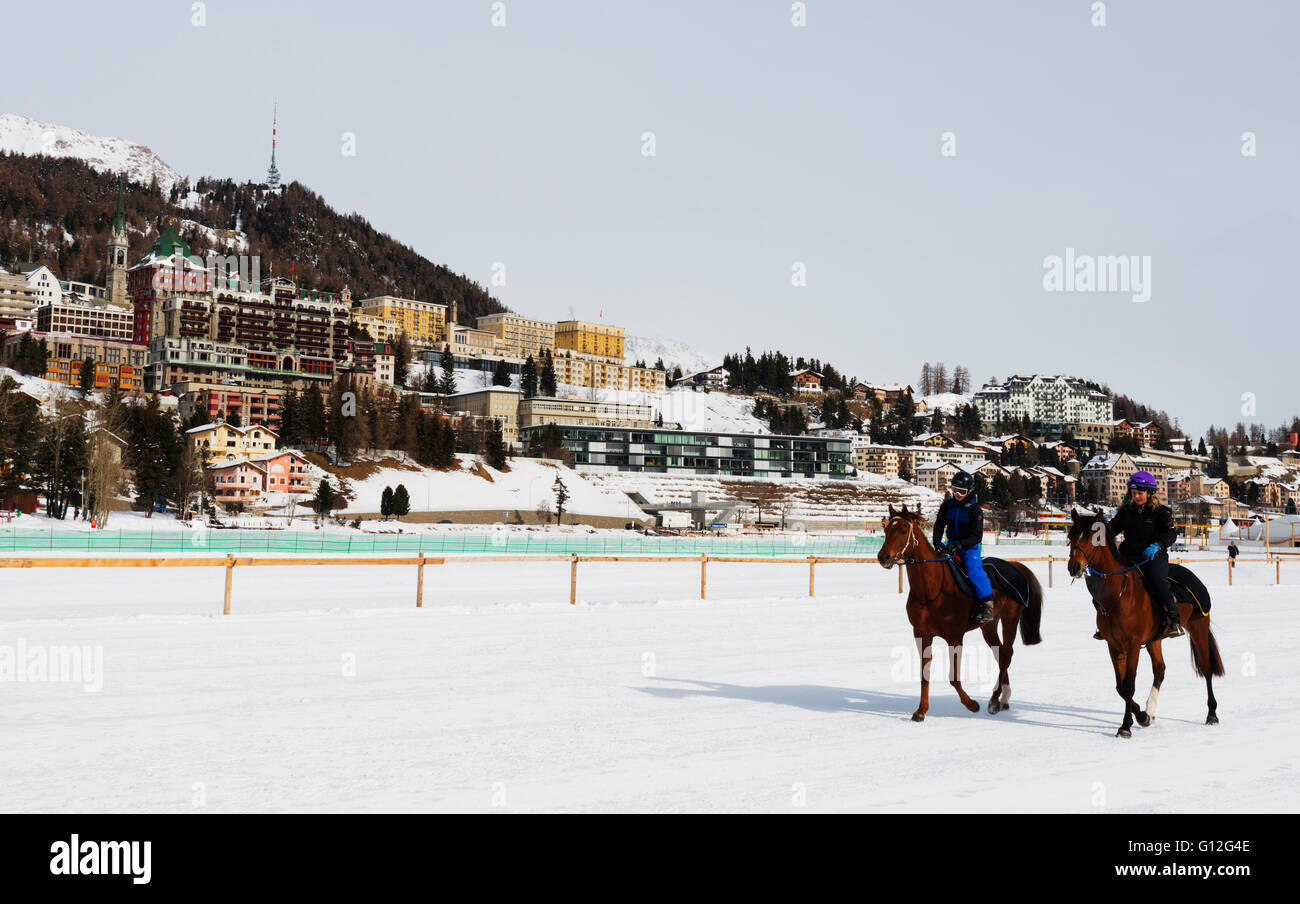 Switzerland horse hi-res stock photography and images - Alamy