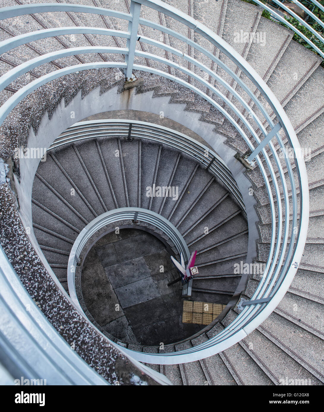 Going down ladder hi-res stock photography and images - Alamy