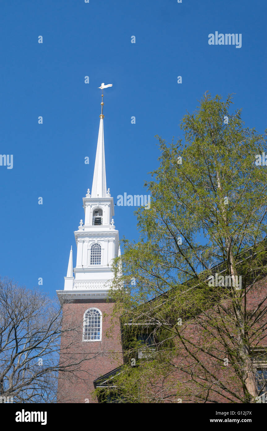 Memorial church of harvard university hi-res stock photography and ...
