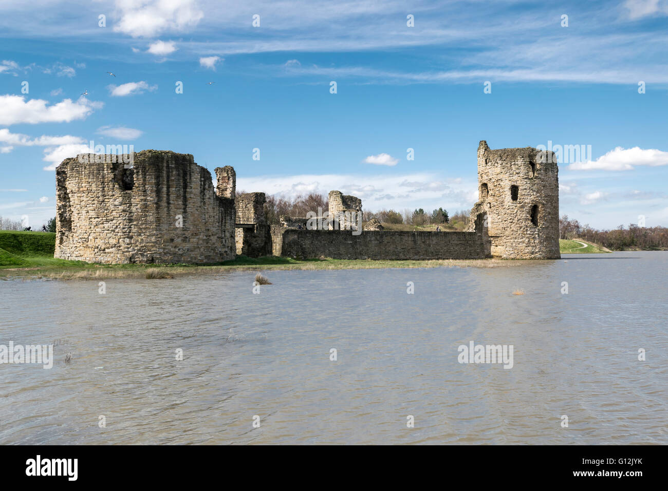 Castle on the dee estuary hi-res stock photography and images - Alamy