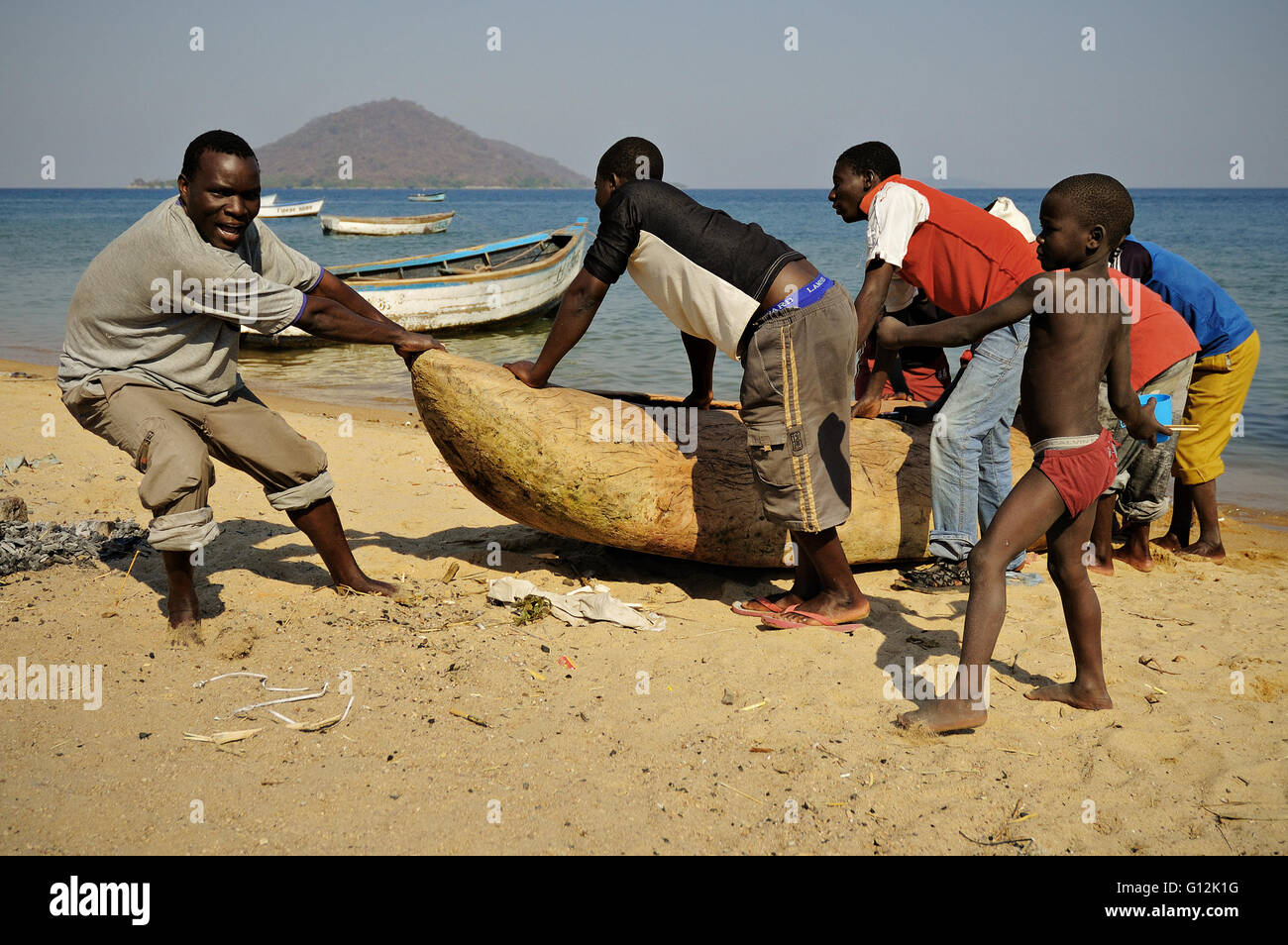 Group Malawi Malawian Men High Resolution Stock Photography and Images ...