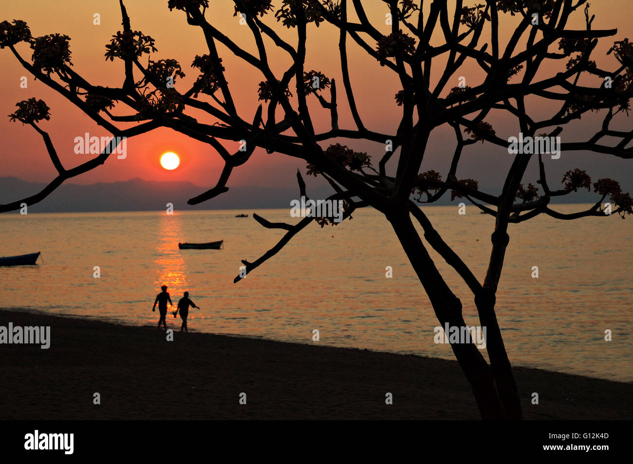 Nyasa people hi-res stock photography and images - Alamy