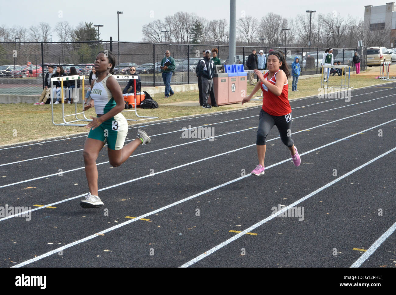 runners in a track meet Stock Photo - Alamy