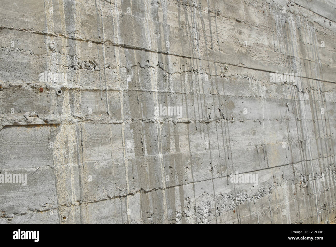 Concrete wall texture with wooden pattern impress from wooden form ...