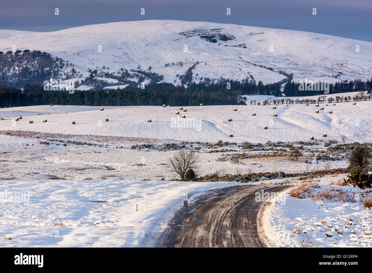 Brecon beacons snow hi-res stock photography and images - Alamy