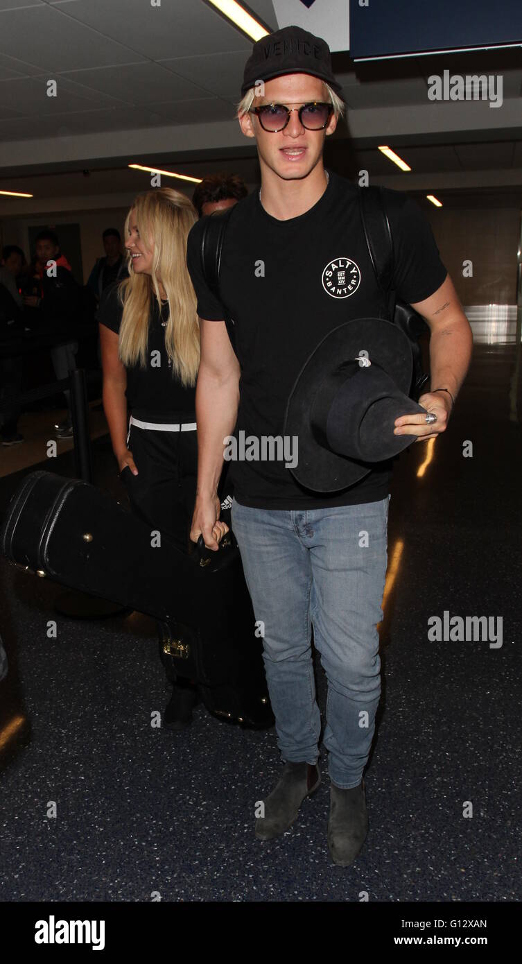 Cody Simpson departs from Los Angeles International Airport (LAX ...