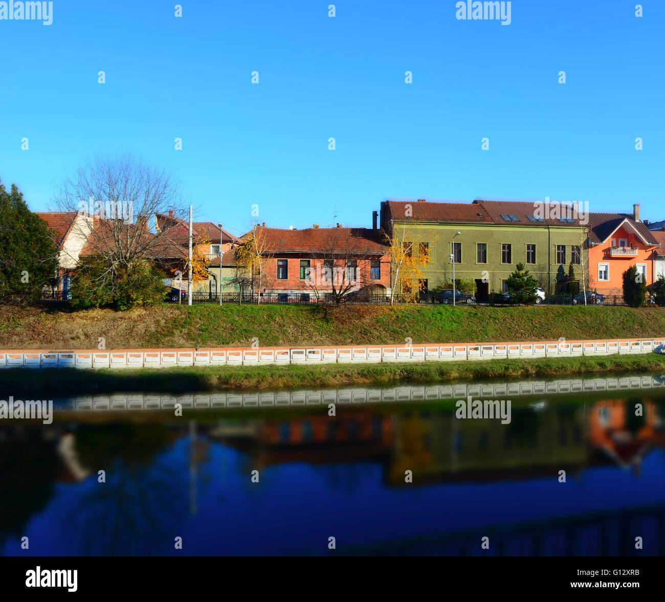 Small neighbourhood hi-res stock photography and images - Alamy
