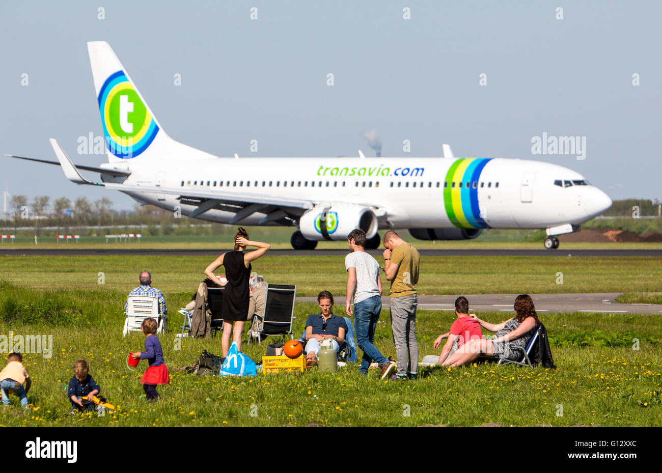 Plane spotter hi-res stock photography and images - Alamy