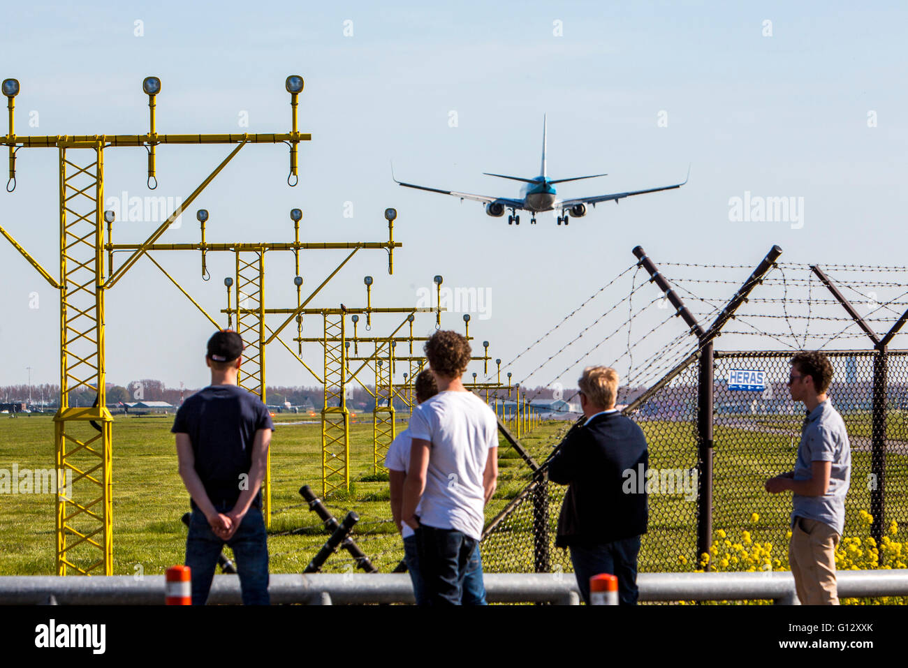 Schiphol airport, plane spotters, on the Polderbaan, 18R / 36L ...