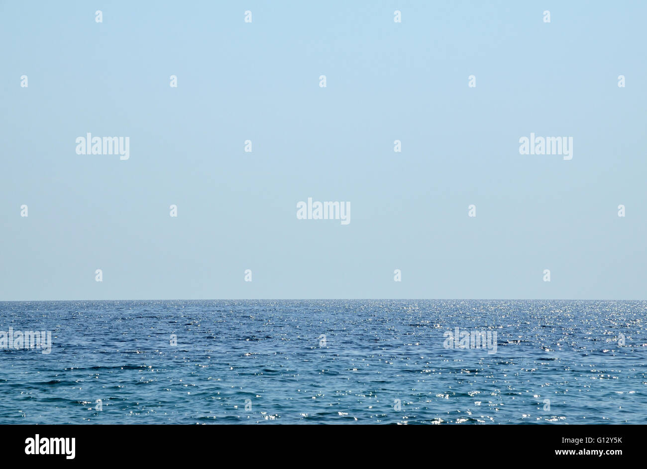 Horizon over the sea. Line in distance where sea meet the sky Stock ...