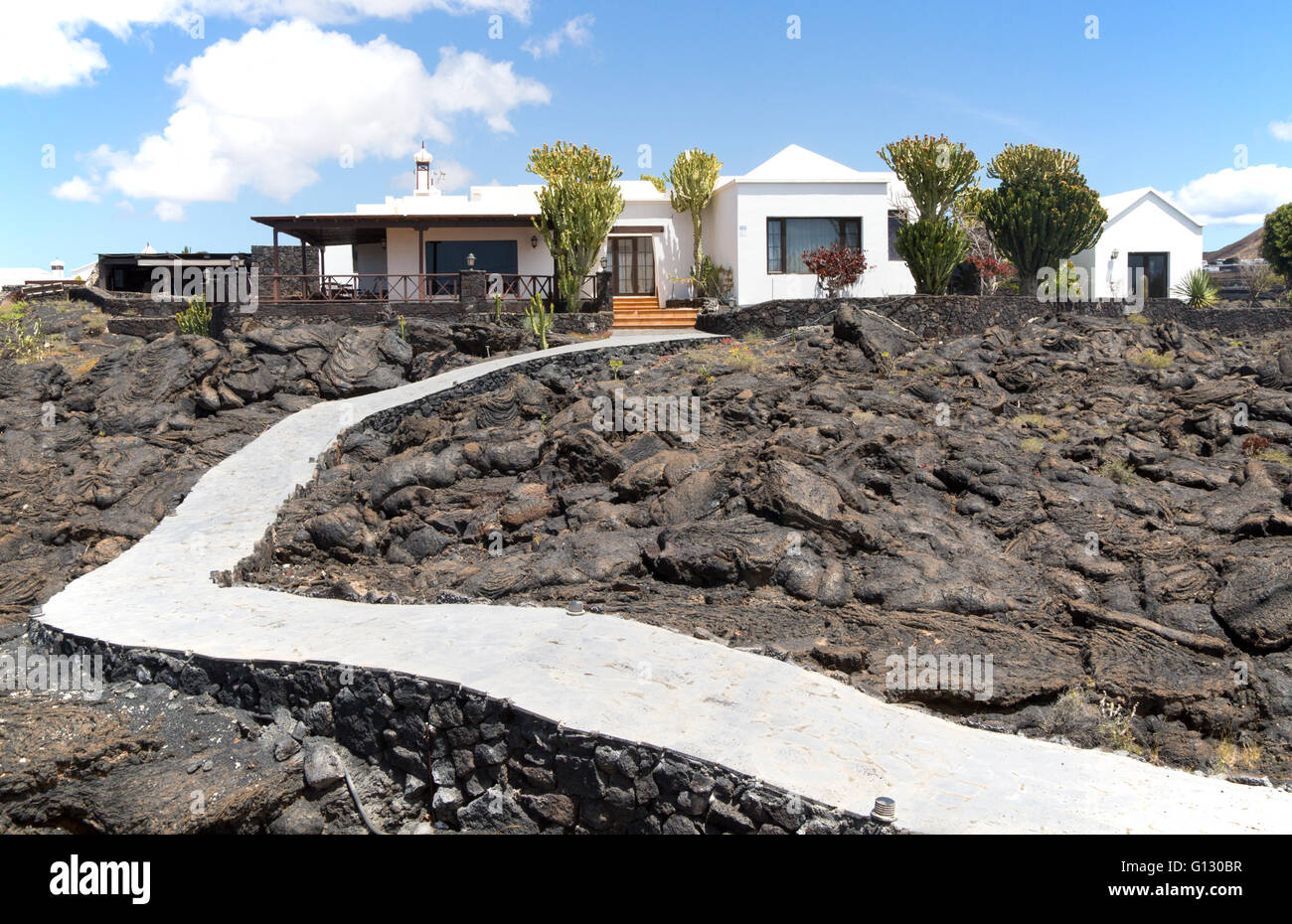 Ropey pahoehoe lava hi-res stock photography and images - Alamy