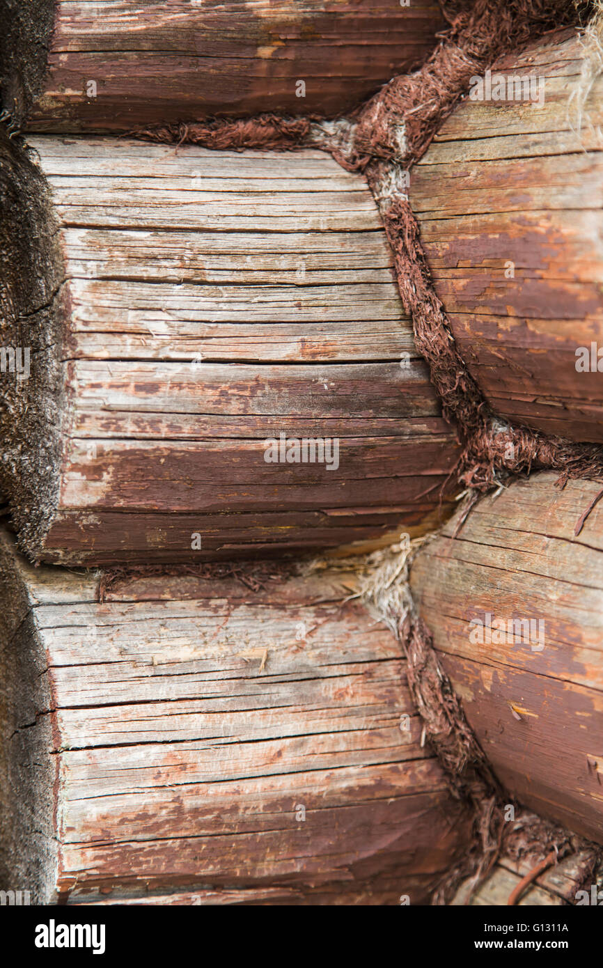 Natural background of a log wall Stock Photo - Alamy