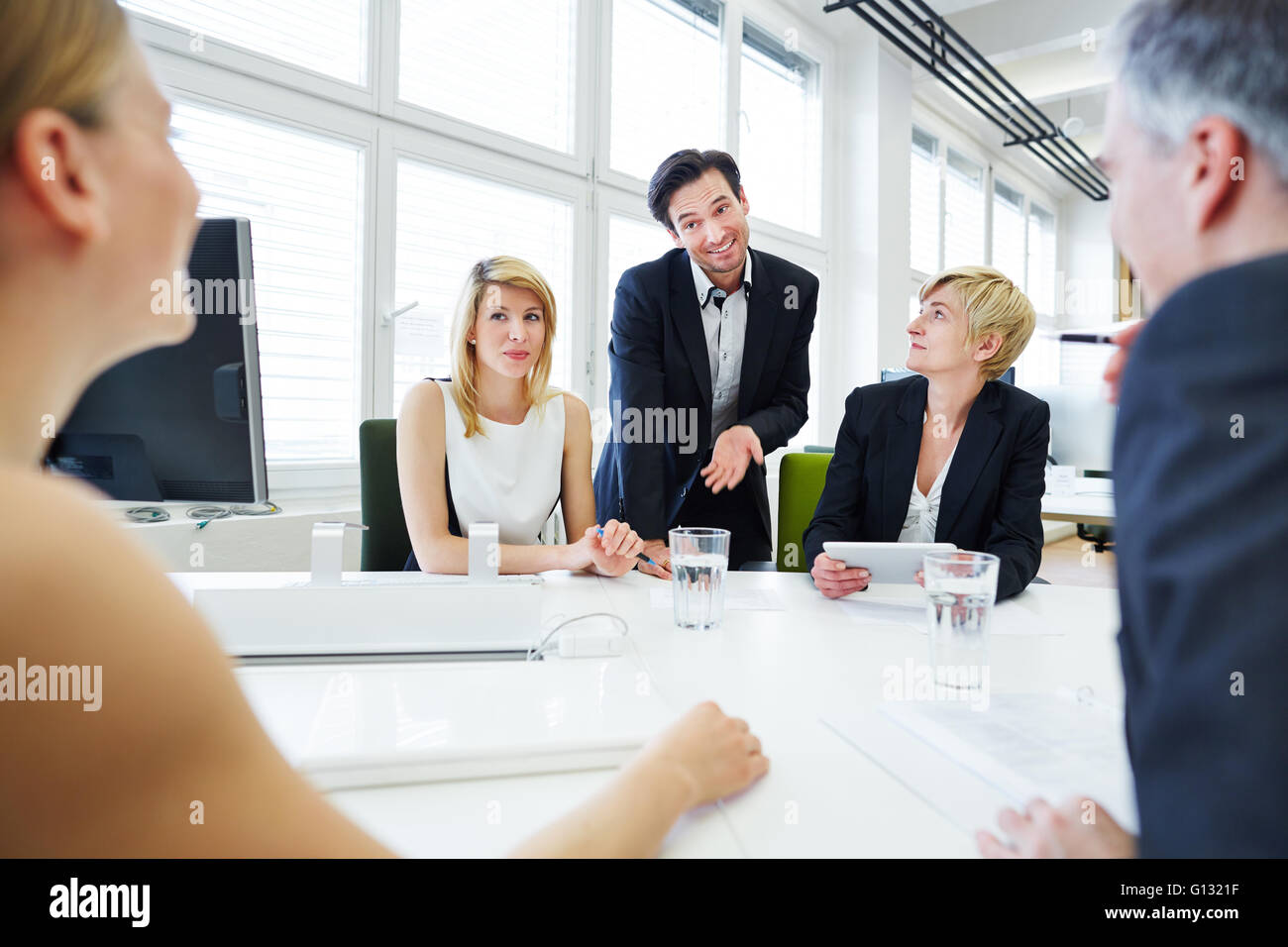 Formal business discussion hi-res stock photography and images - Alamy