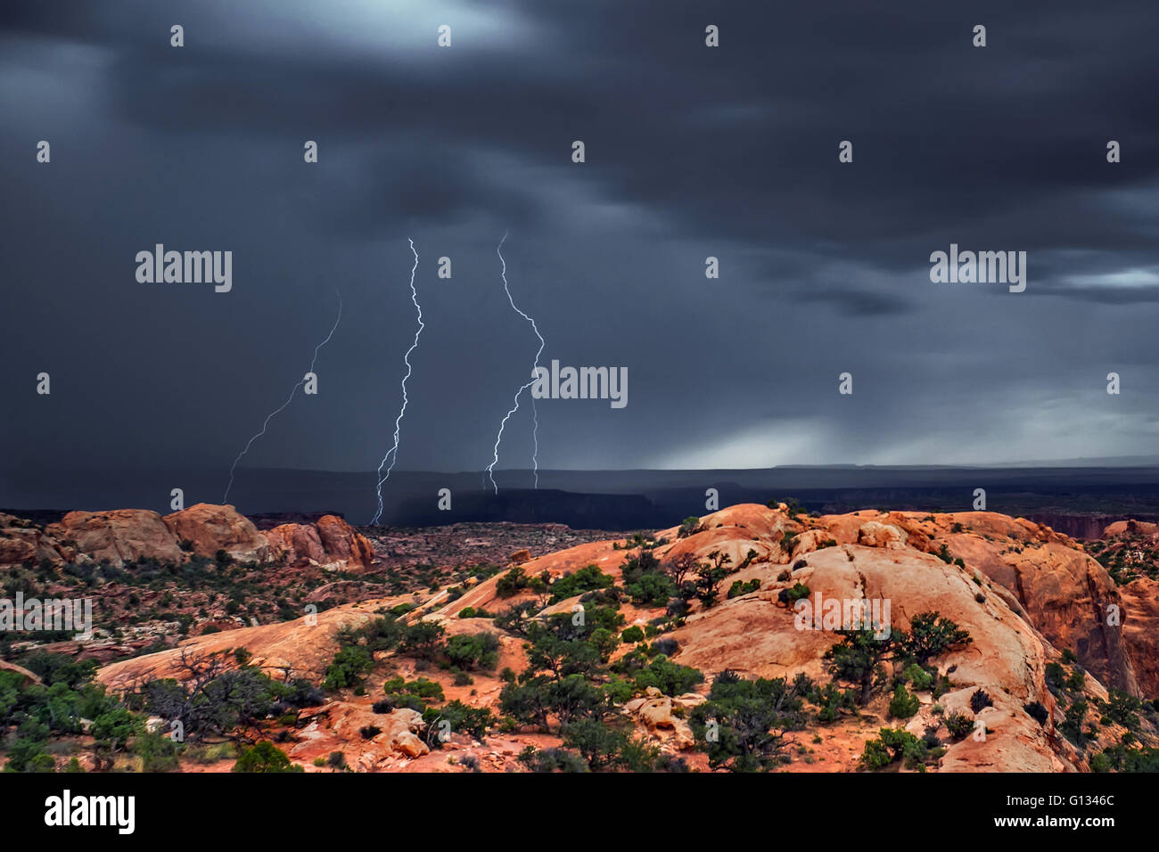 Desert thunderstorm hi-res stock photography and images - Alamy