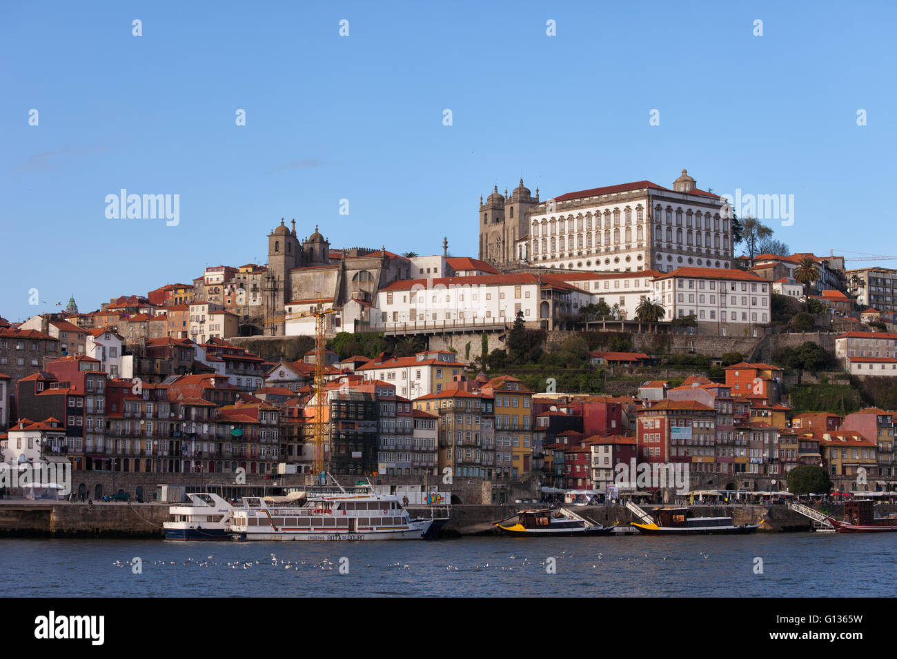 Portugal, city of Porto (Oporto), Old Town, Douro River, cityscape ...