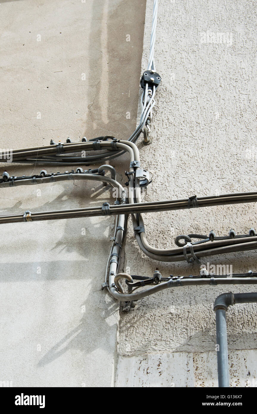 Old house electrical wiring hi-res stock photography and images - Alamy