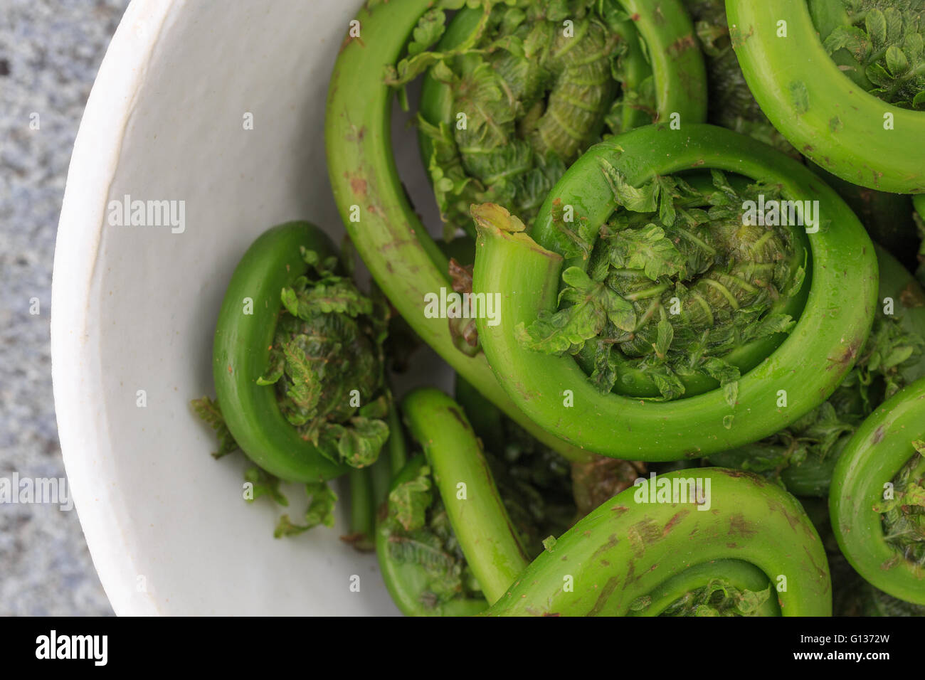 Sauteed fiddleheads hi-res stock photography and images - Alamy