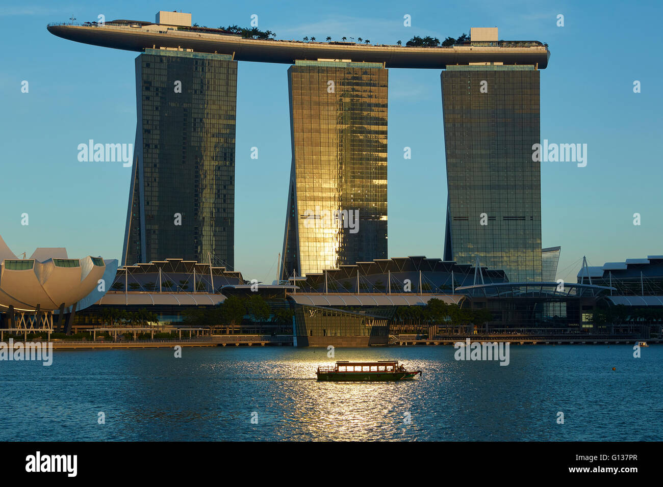 Marina Bay Sands At Sunset, Singapore Stock Photo - Alamy