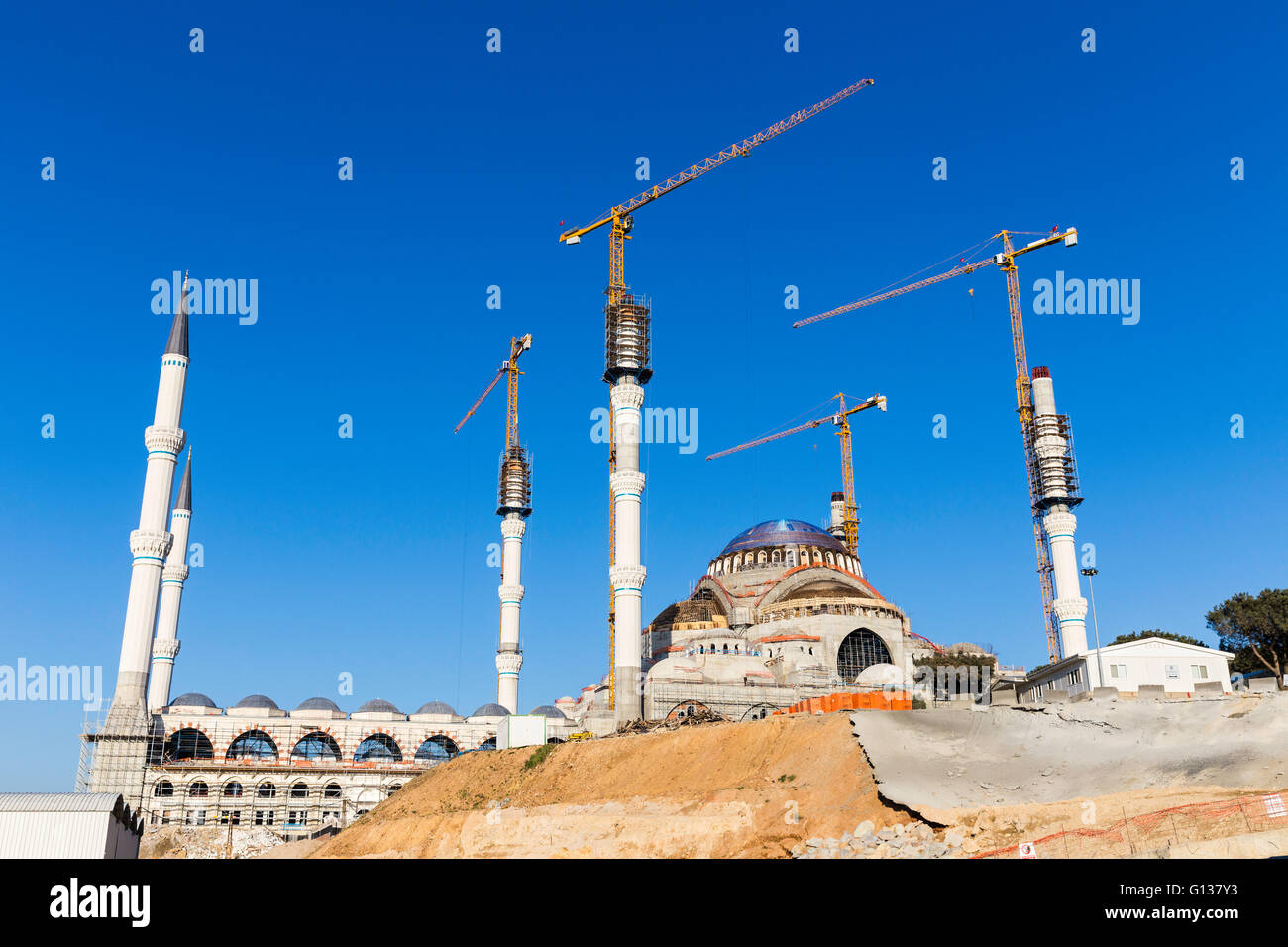 Camlica camii hi-res stock photography and images - Alamy