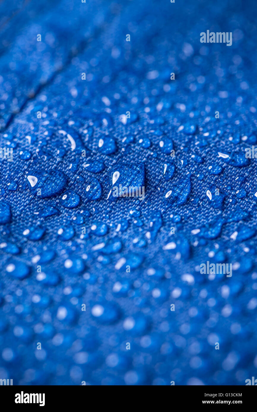 Water drops and fabric hi-res stock photography and images - Alamy