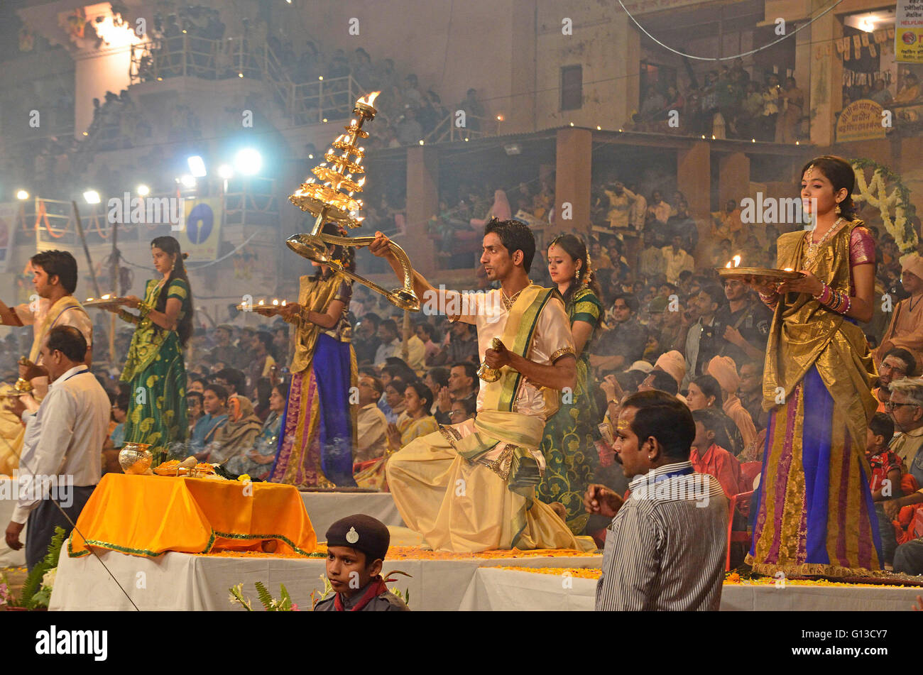 Ganga Aarti and Dev Deepavali celebrations, Dashashwamedh Ghat ...
