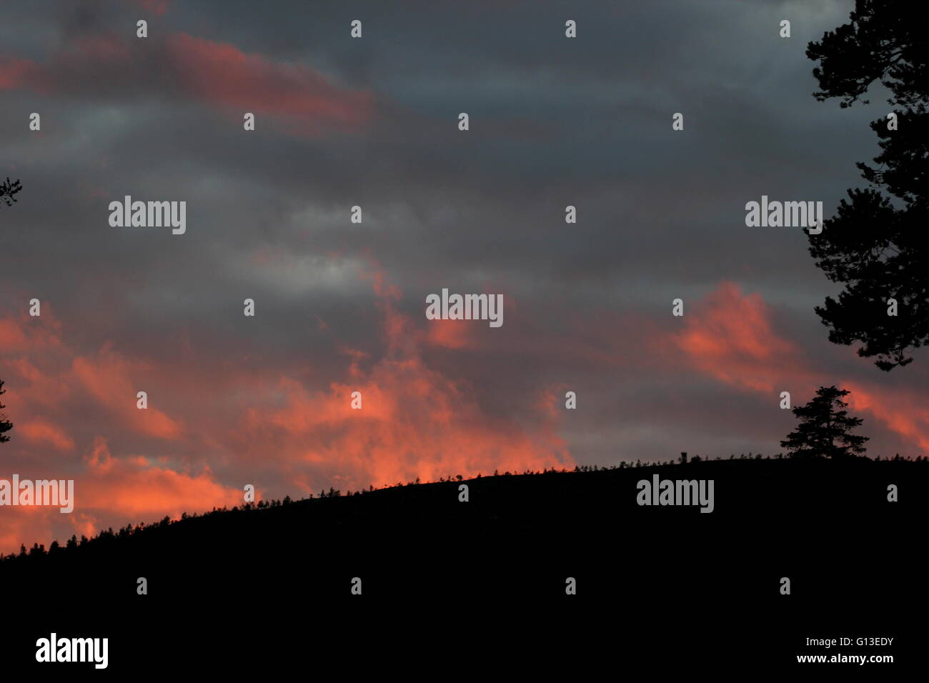 Multi colored sunset sky hi-res stock photography and images - Alamy