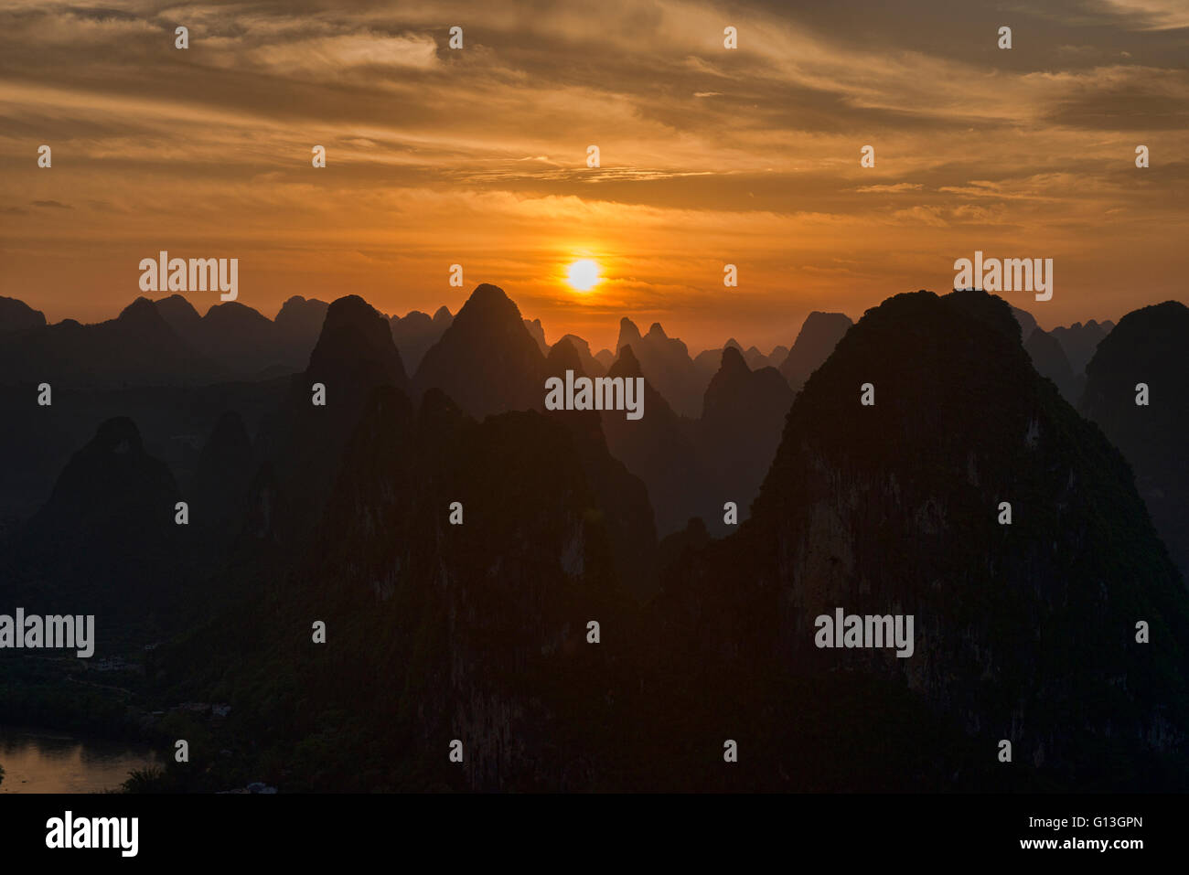 Laozhai mountains hi-res stock photography and images - Alamy