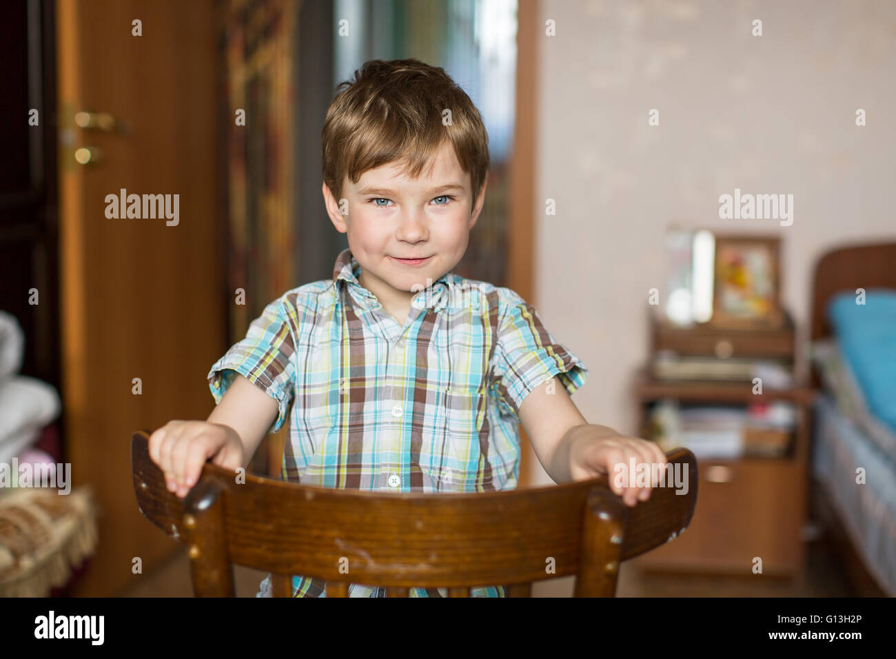 Angry boy bed hi-res stock photography and images - Alamy