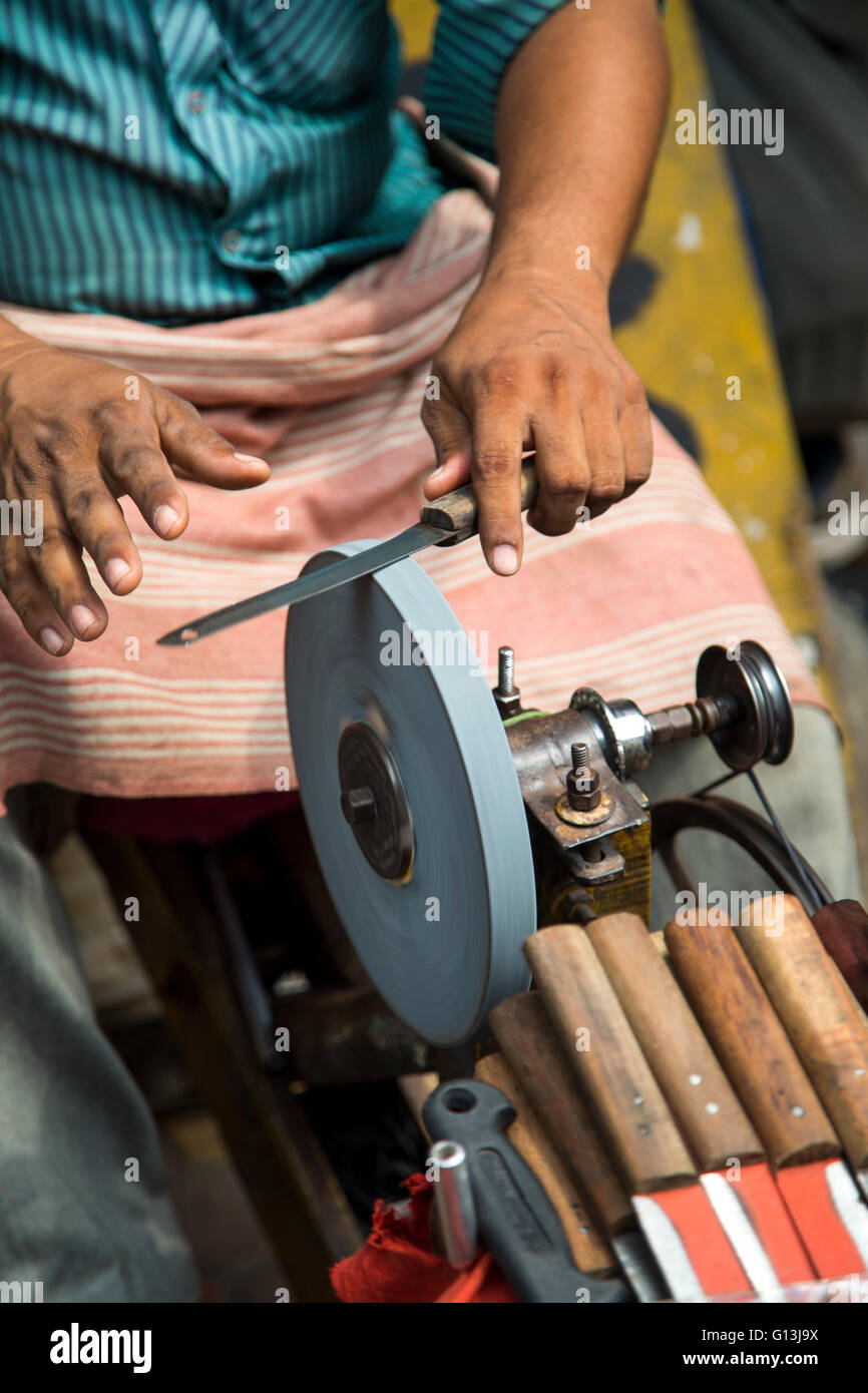 Sharpen knife hi-res stock photography and images - Alamy