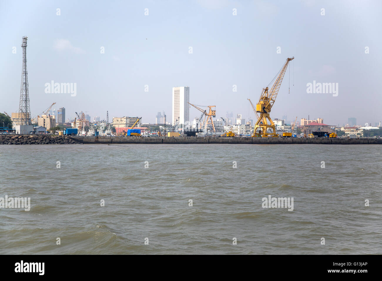 Mumbai port container hi-res stock photography and images - Alamy