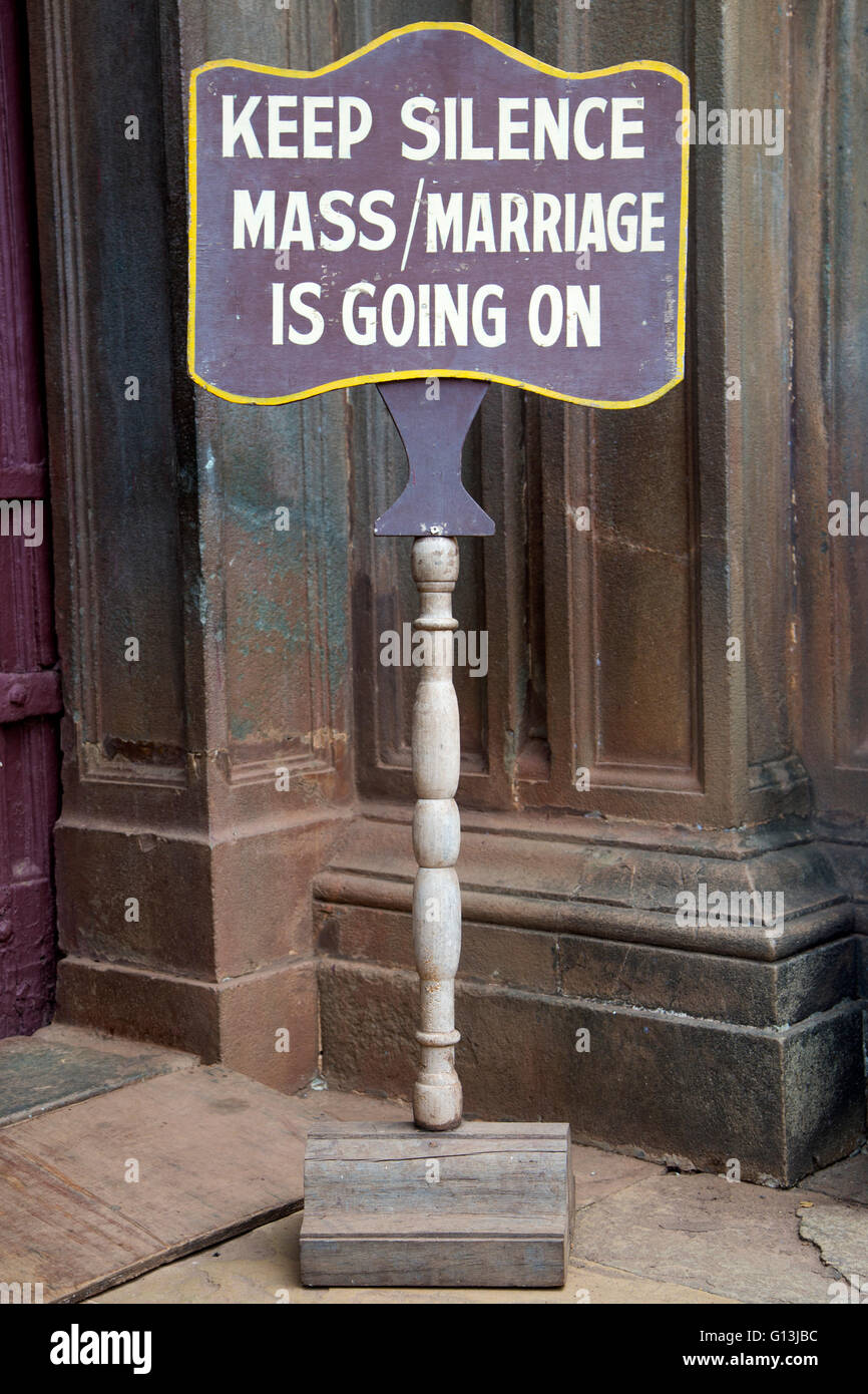 Silence sign hi-res stock photography and images - Alamy