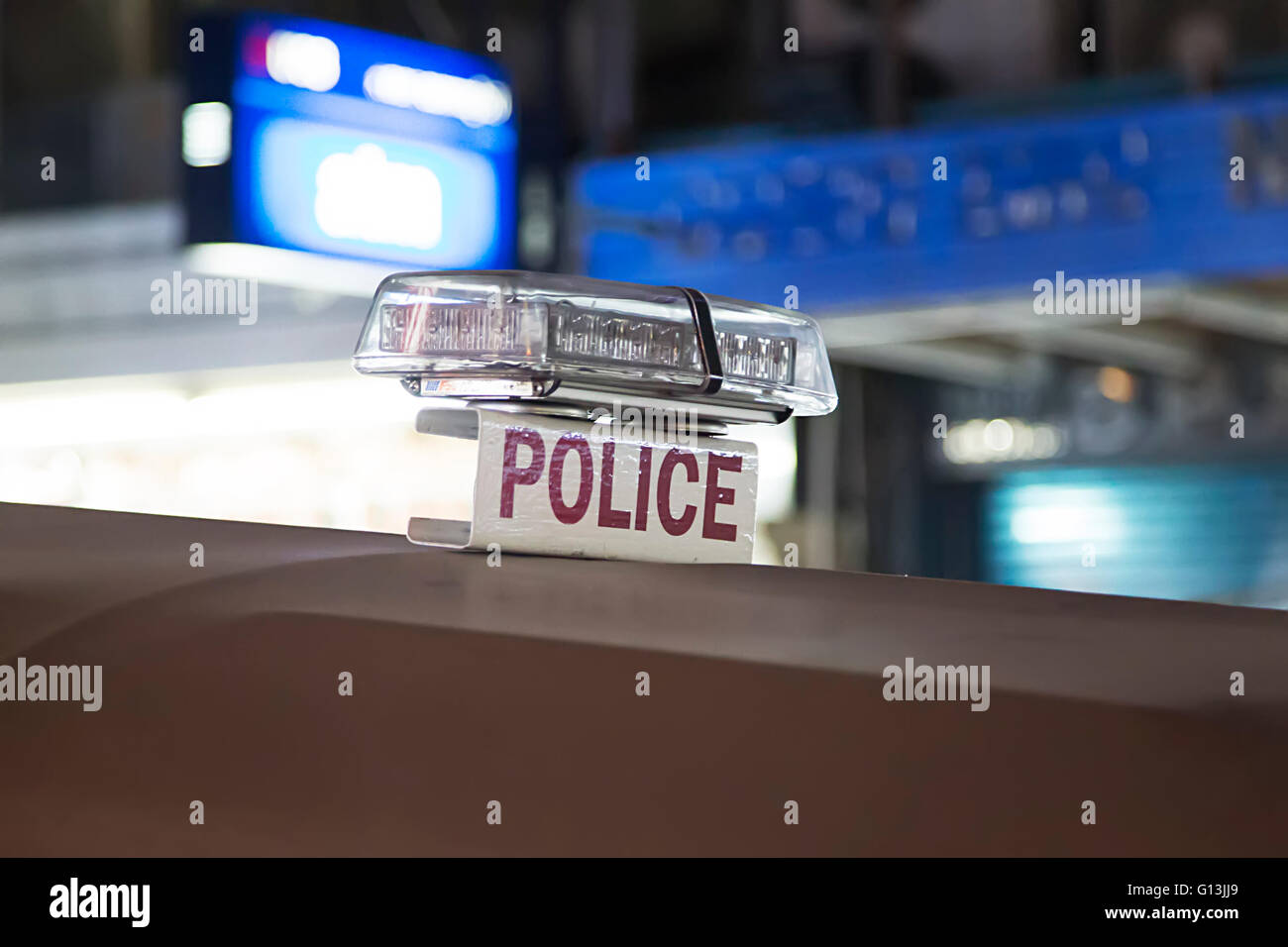 Police roof sign hi-res stock photography and images - Alamy