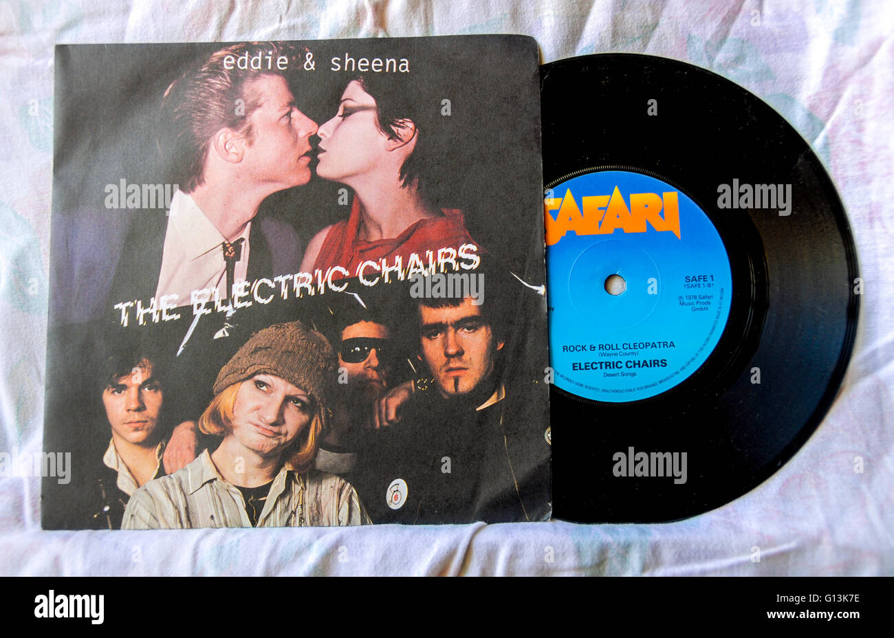 Graphic album hi-res stock photography and images - Alamy