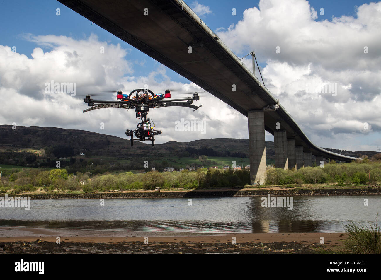Flying bridge hi-res stock photography and images - Alamy