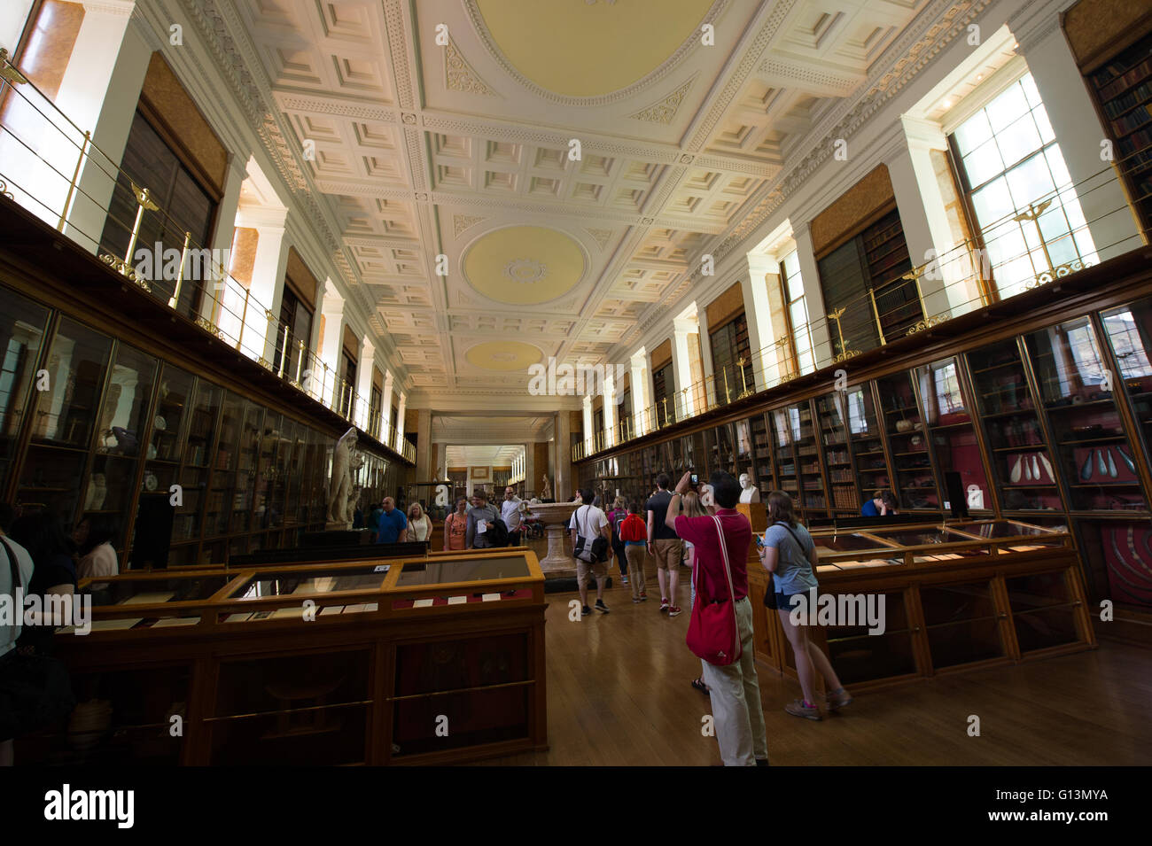 Inside british history museum day hi-res stock photography and images ...