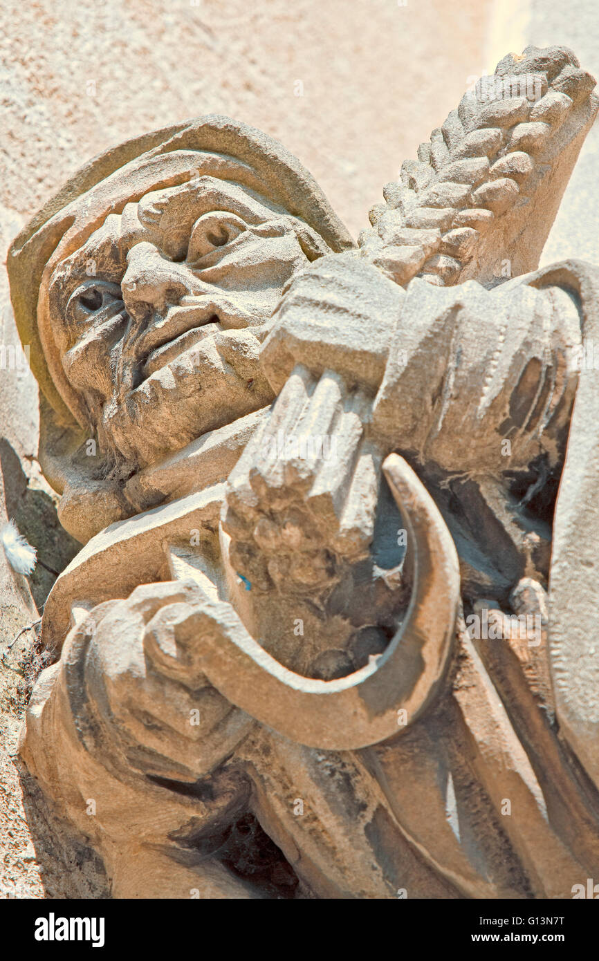 UK Oxford Carved Gargoyle Figure Stock Photo - Alamy