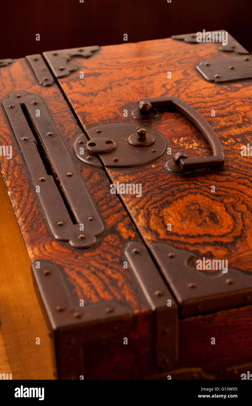 Traditional japanese ornated wooden brown chest Stock Photo - Alamy